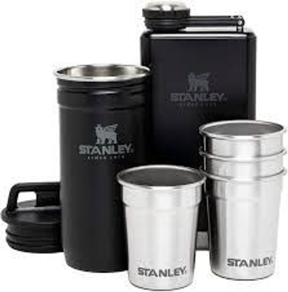 Stanley Adventure Shot + Flask Gift Set Matte Black | Widforss