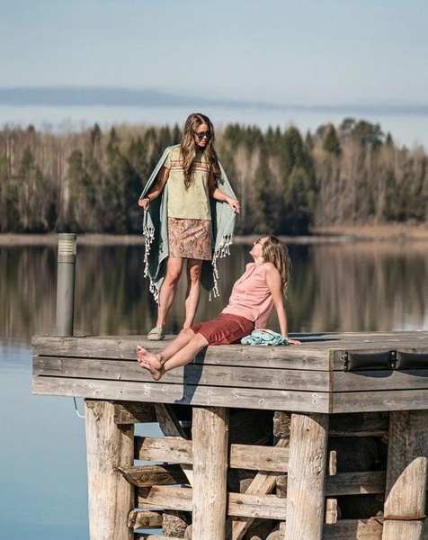 Osta Frideborg Knee Skirt Green - www.widforss.fi