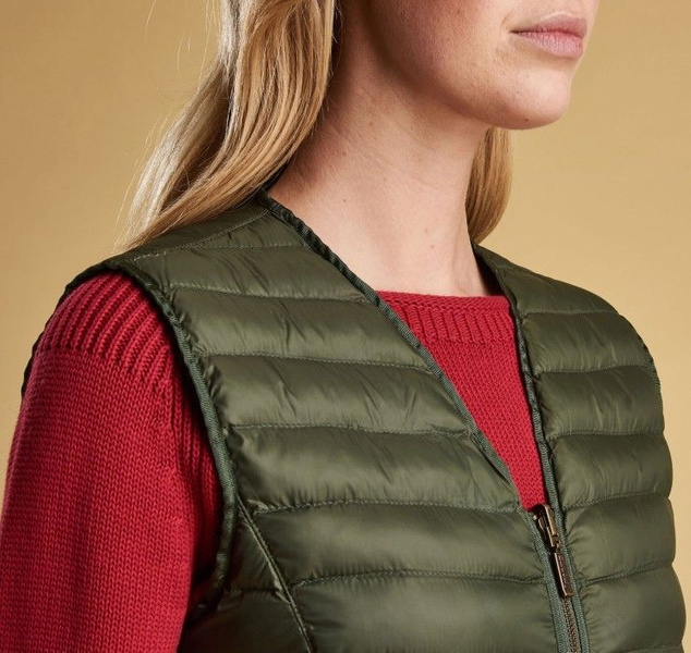 Barbour W's Baffle Betty Liner Olive | Widforss