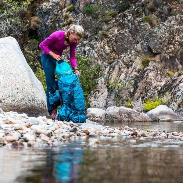 Osprey W's Aura AG 65L Challenger Blue | Widforss