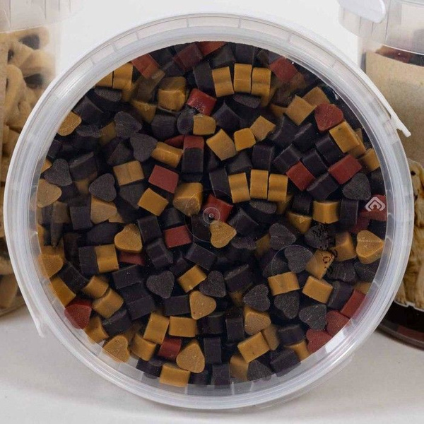 Köp Dog Snack Mini Hearts Mix Bucket 500 g - https://www.widforss.se